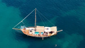 Athens Boat Tour – Unforgettable Day Cruise from Athens
